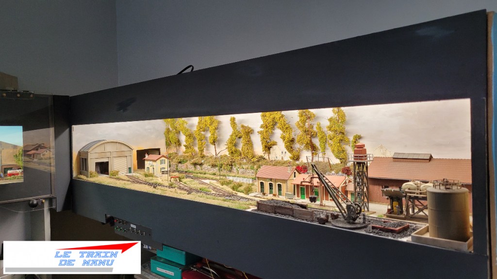 Construction des modules pour le dépôt – Le train de Manu